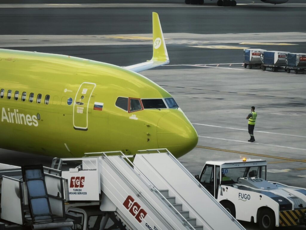 Flights to Russia 2026 – How to Find and Pay with Your Card
